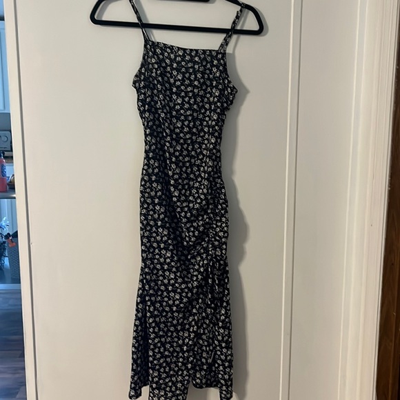 Kendall & Kylie | Dresses | Kendall And Kylie Black And White Floral ...